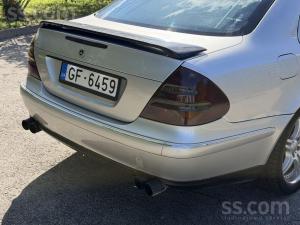 Grey Mercedes-Benz E 270 2002 in Riga, with an engine capacity of 2.70 L and mileage of 382 thousand km for 2850 €, photo 10 on AUTOMOTO.COM.LV
