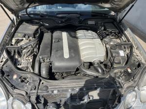 Grey Mercedes-Benz E 270 2003 in Kaunas, with an engine capacity of 2.70 L and mileage of 352 thousand km for 2800 €, photo 12 on AUTOMOTO.COM.LV
