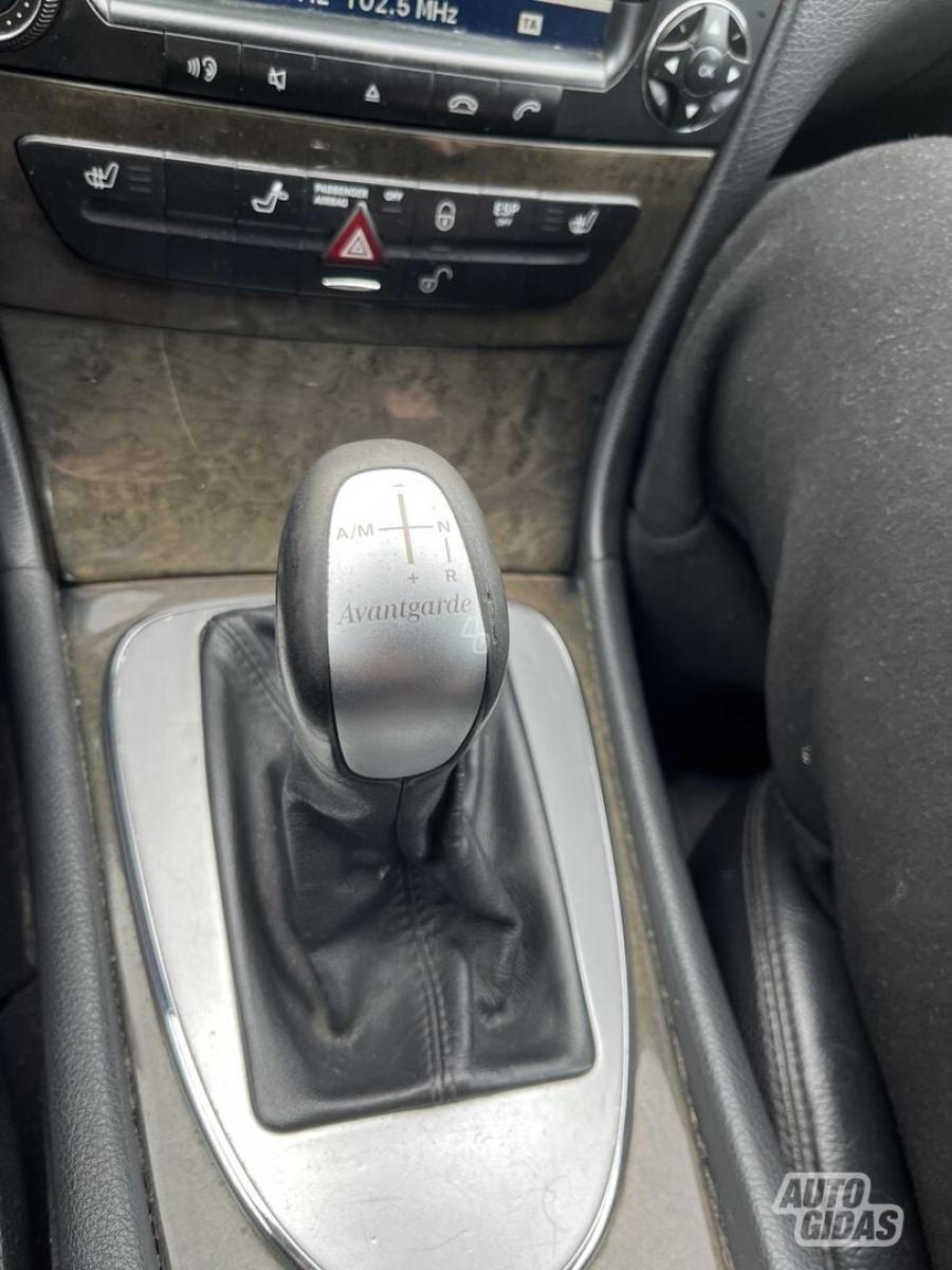 Grey Mercedes-Benz E 270 2003 in Kaunas, with an engine capacity of 2.70 L and mileage of 352 thousand km for 2800 €, photo 20 on AUTOMOTO.COM.LV