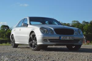 Grey Mercedes-Benz E 270 2003 in Klaipeda, with an engine capacity of 2.70 L and mileage of 354 thousand km for 3000 €, photo 3 on AUTOMOTO.COM.LV