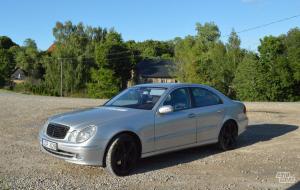 Grey Mercedes-Benz E 270 2003 in Klaipeda, with an engine capacity of 2.70 L and mileage of 354 thousand km for 3000 €, photo 10 on AUTOMOTO.COM.LV