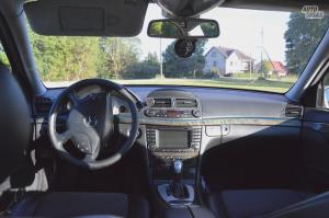 Grey Mercedes-Benz E 270 2003 in Klaipeda, with an engine capacity of 2.70 L and mileage of 354 thousand km for 3000 €, photo 17 on AUTOMOTO.COM.LV