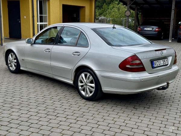 Grey Mercedes-Benz E 270 2003 in Mazeikiai, with an engine capacity of 2.69 L and mileage of 465 thousand km for 2450 €, photo 3 on AUTOMOTO.COM.LV