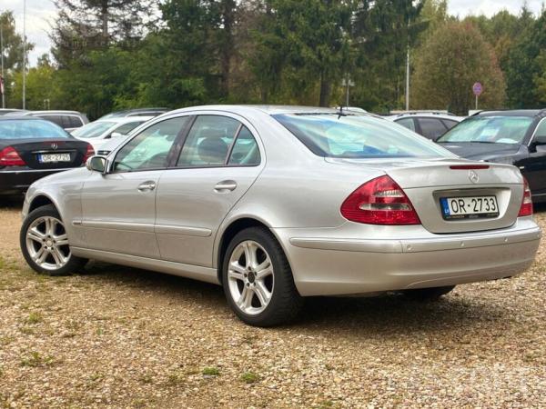 Mercedes-Benz E 270 2003 in Kuldiga on AUTOMOTO.COM.LV Grey Mercedes-Benz E 270 2003 in Kuldiga, with an engine capacity of 2.70 L and mileage of 287 thousand km for 4290 €, photo 5 on AUTOMOTO.COM.LV