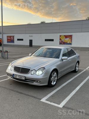Pelēks Mercedes-Benz E 270 2003 Rīga, ar dzinēja tilpumu 2.70 L un nobraukumu 409 tūkst. km par 3590 €, foto  vietnē AUTOMOTO.COM.LV
