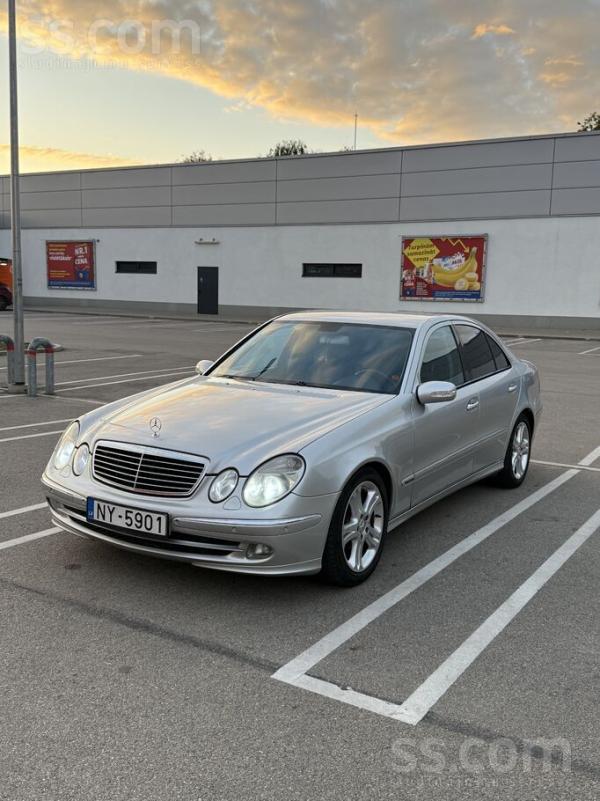 Pelēks Mercedes-Benz E 270 2003 Rīga, ar dzinēja tilpumu 2.70 L un nobraukumu 409 tūkst. km par 3590 €, foto 1 vietnē AUTOMOTO.COM.LV