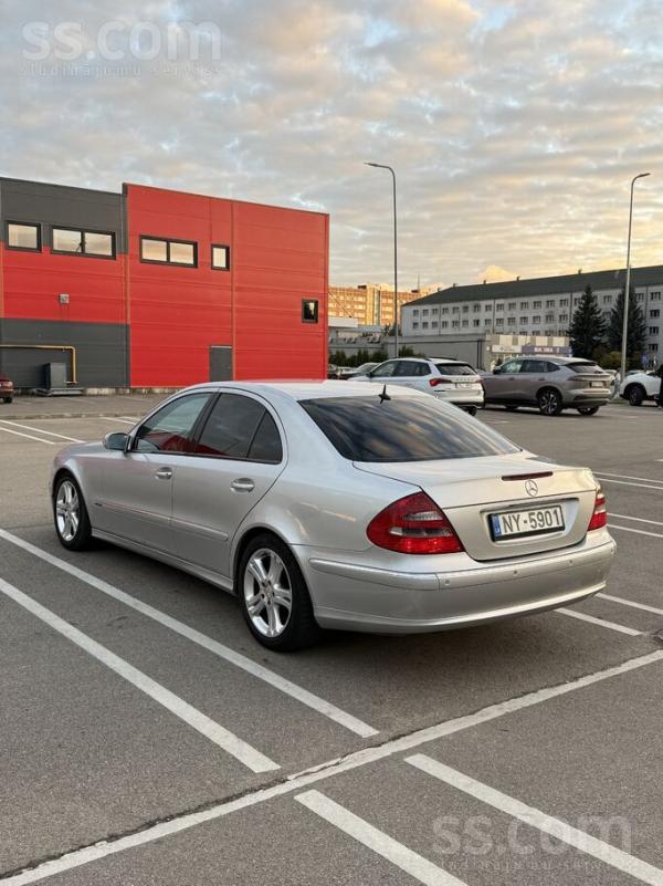 Pelēks Mercedes-Benz E 270 2003 Rīga, ar dzinēja tilpumu 2.70 L un nobraukumu 409 tūkst. km par 3590 €, foto 7 vietnē AUTOMOTO.COM.LV