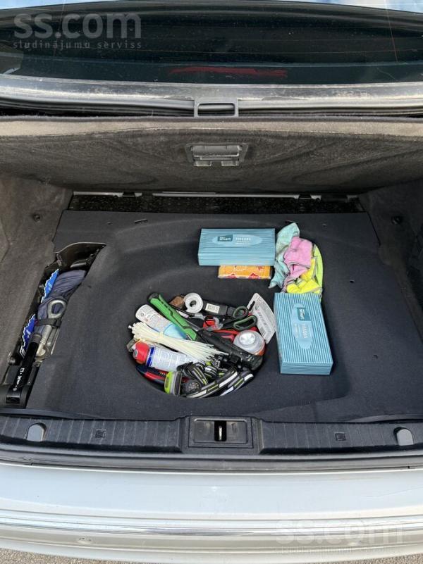 Pelēks Mercedes-Benz E 270 2003 Rīga, ar dzinēja tilpumu 2.70 L un nobraukumu 409 tūkst. km par 3590 €, foto 10 vietnē AUTOMOTO.COM.LV