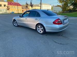 Pelēks Mercedes-Benz E 270 2003 Rēzekne, ar dzinēja tilpumu 2.70 L un nobraukumu 325 tūkst. km par 3500 €, foto 4 vietnē AUTOMOTO.COM.LV