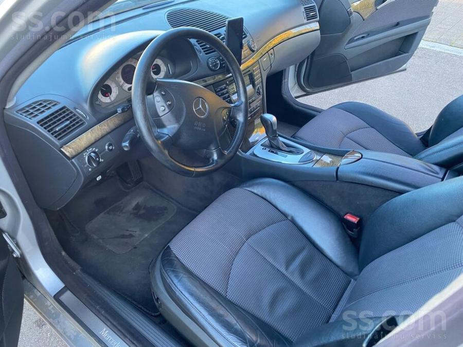 Pelēks Mercedes-Benz E 270 2003 Rēzekne, ar dzinēja tilpumu 2.70 L un nobraukumu 325 tūkst. km par 3500 €, foto 6 vietnē AUTOMOTO.COM.LV