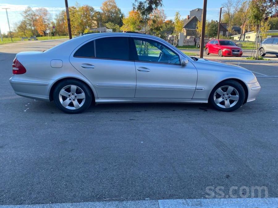 Pelēks Mercedes-Benz E 270 2003 Rēzekne, ar dzinēja tilpumu 2.70 L un nobraukumu 325 tūkst. km par 3500 €, foto 8 vietnē AUTOMOTO.COM.LV