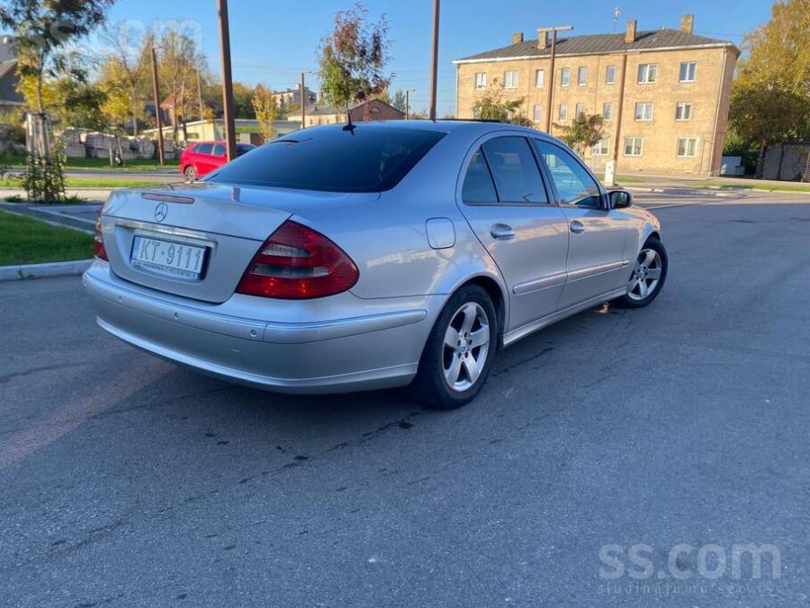 Pelēks Mercedes-Benz E 270 2003 Rēzekne, ar dzinēja tilpumu 2.70 L un nobraukumu 325 tūkst. km par 3500 €, foto 10 vietnē AUTOMOTO.COM.LV