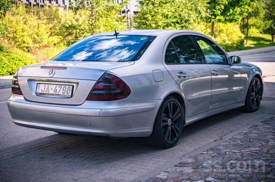 Pelēks Mercedes-Benz E 270 2004 Rīga, ar dzinēja tilpumu 2.70 L un nobraukumu 0 tūkst. km par 1990 €, foto 5 vietnē AUTOMOTO.COM.LV