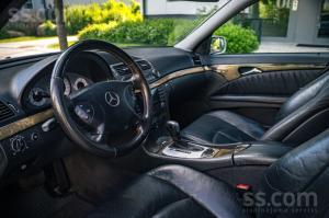Pelēks Mercedes-Benz E 270 2004 Rīga, ar dzinēja tilpumu 2.70 L un nobraukumu 0 tūkst. km par 1990 €, foto 9 vietnē AUTOMOTO.COM.LV