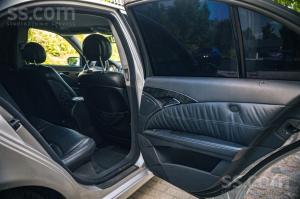 Pelēks Mercedes-Benz E 270 2004 Rīga, ar dzinēja tilpumu 2.70 L un nobraukumu 0 tūkst. km par 1990 €, foto 11 vietnē AUTOMOTO.COM.LV