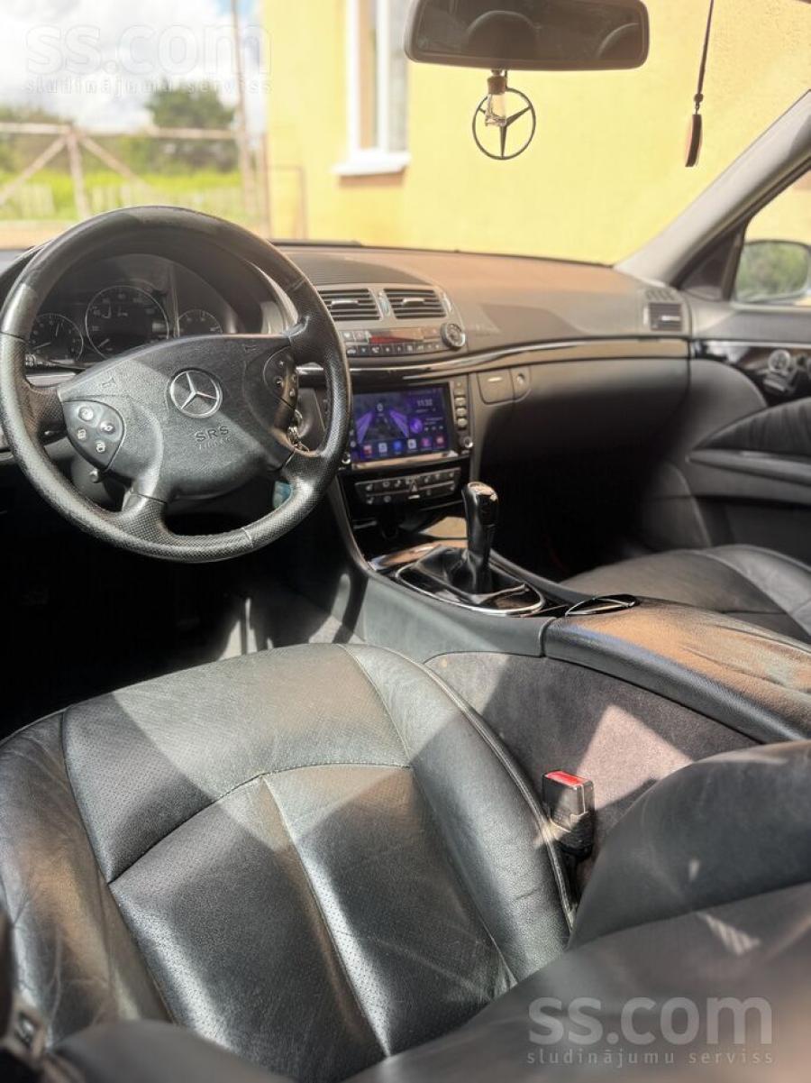 Pelēks Mercedes-Benz E 270 2004 Daugavpils, ar dzinēja tilpumu 2.70 L un nobraukumu 466 tūkst. km par 3500 €, foto 9 vietnē AUTOMOTO.COM.LV