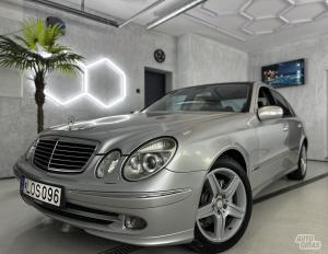 Pelēks Mercedes-Benz E 270 2004 Kauņa, ar dzinēja tilpumu 2.70 L un nobraukumu 370 tūkst. km par 3650 €, foto  vietnē AUTOMOTO.COM.LV