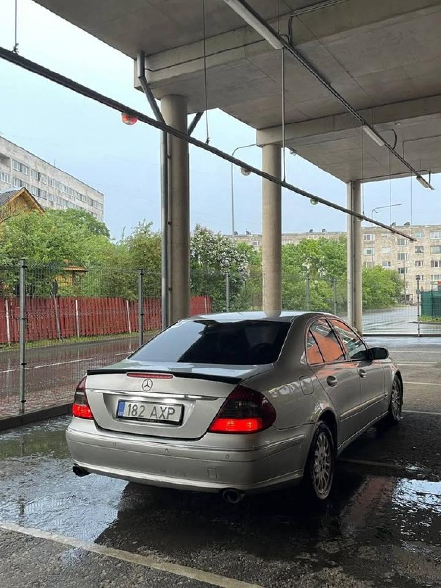 Серый Мерседес Е 270 2004 в Нарва, объемом двигателя 2.70 л и пробегом 383 тыс. км за 1700 €, фото 18 на AUTOMOTO.COM.LV