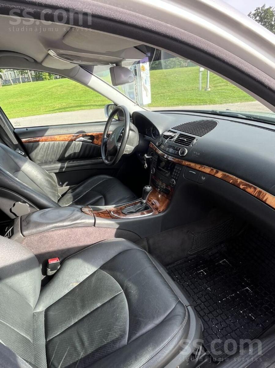 Pelēks Mercedes-Benz E 270 2004 Balvi, ar dzinēja tilpumu 2.70 L un nobraukumu 340 tūkst. km par 1950 €, foto 8 vietnē AUTOMOTO.COM.LV
