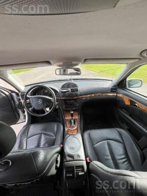 Pelēks Mercedes-Benz E 270 2004 Balvi, ar dzinēja tilpumu 2.70 L un nobraukumu 340 tūkst. km par 1950 €, foto 10 vietnē AUTOMOTO.COM.LV