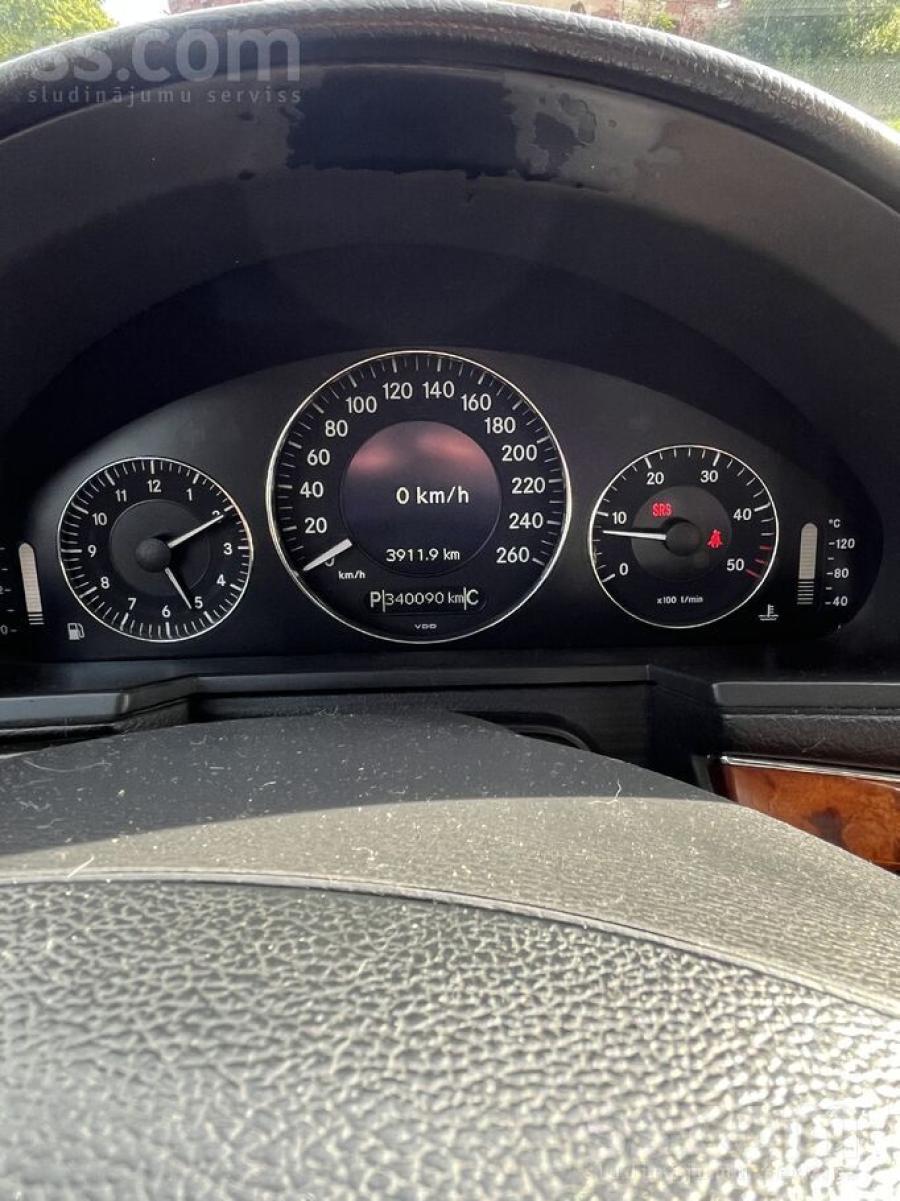 Pelēks Mercedes-Benz E 270 2004 Balvi, ar dzinēja tilpumu 2.70 L un nobraukumu 340 tūkst. km par 1950 €, foto 11 vietnē AUTOMOTO.COM.LV