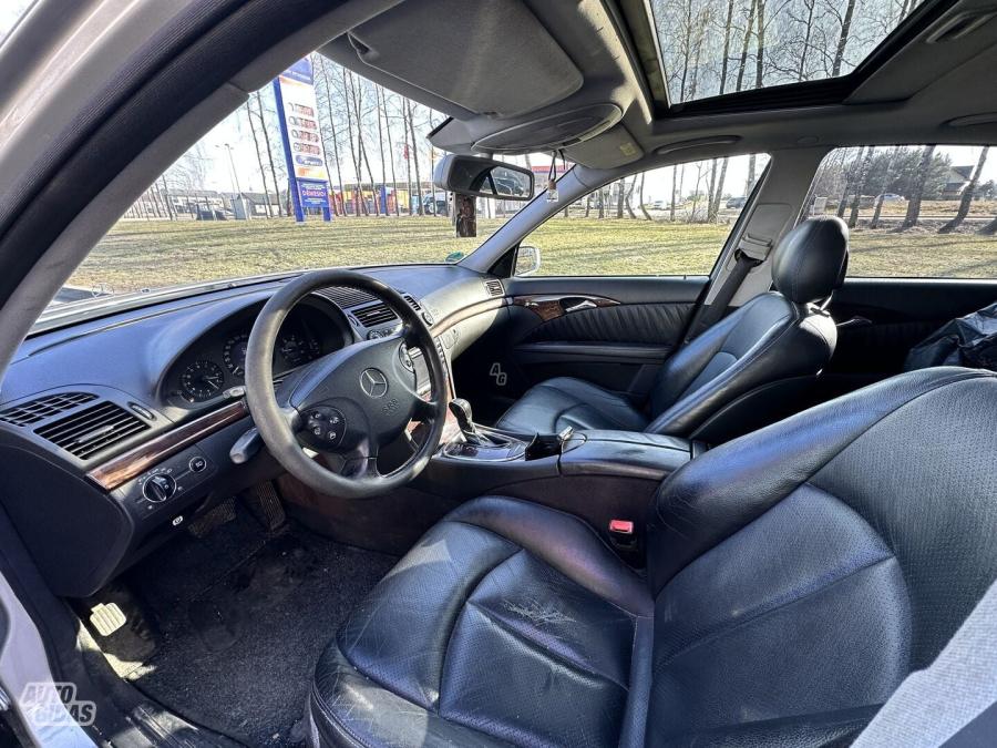 Grey Mercedes-Benz E 270 2006 in Vilnius, with an engine capacity of 2.70 L and mileage of 400 thousand km for 2999 €, photo 7 on AUTOMOTO.COM.LV