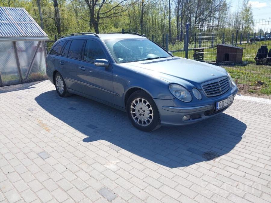 Pelēks Mercedes-Benz E 270 2003 Liepāja, ar dzinēja tilpumu 2.70 L un nobraukumu 488 tūkst. km par 1700 €, foto 2 vietnē AUTOMOTO.COM.LV