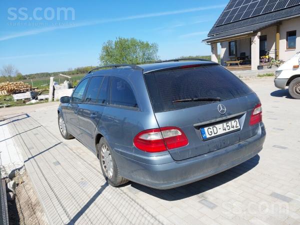 Pelēks Mercedes-Benz E 270 2003 Liepāja, ar dzinēja tilpumu 2.70 L un nobraukumu 488 tūkst. km par 1700 €, foto 4 vietnē AUTOMOTO.COM.LV