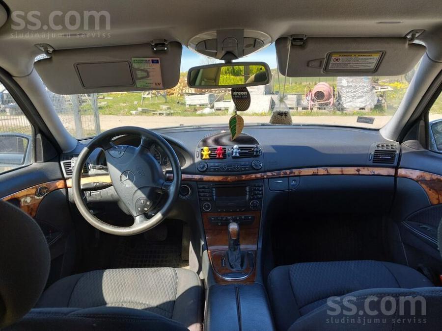 Pelēks Mercedes-Benz E 270 2003 Liepāja, ar dzinēja tilpumu 2.70 L un nobraukumu 488 tūkst. km par 1700 €, foto 7 vietnē AUTOMOTO.COM.LV