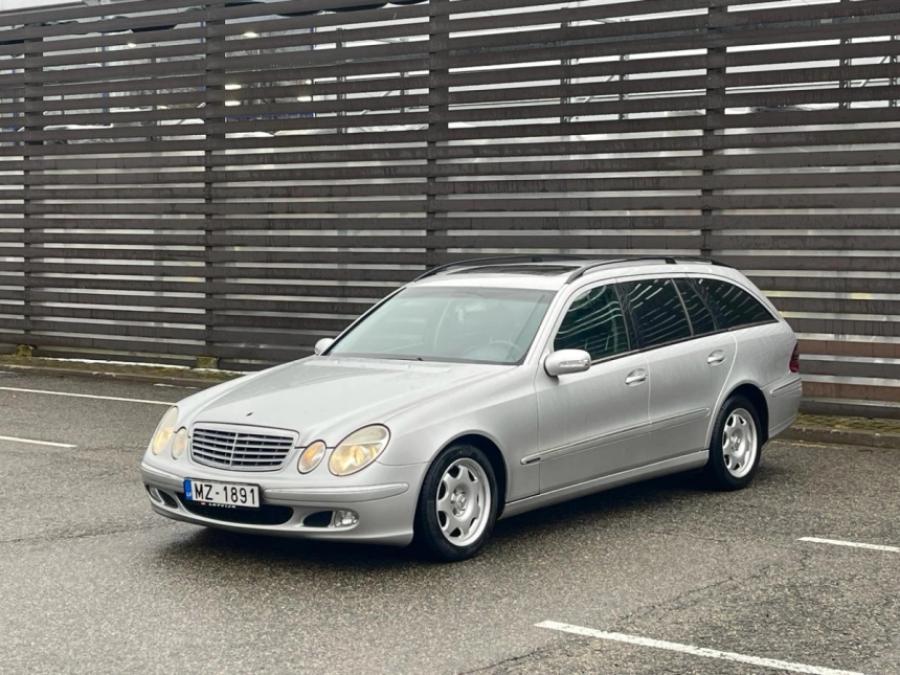 Grey Mercedes-Benz E 270 2003 in Riga, with an engine capacity of 2.70 L and mileage of 0 thousand km for 3200 €, photo 1 on AUTOMOTO.COM.LV