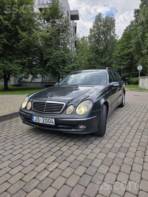 Pelēks Mercedes-Benz E 270 2003 Rīga, ar dzinēja tilpumu 2.70 L un nobraukumu 400 tūkst. km par 2500 €, foto 5 vietnē AUTOMOTO.COM.LV