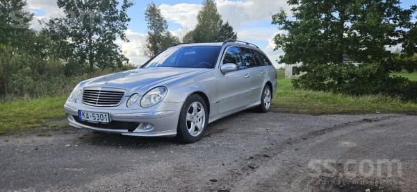 Pelēks Mercedes-Benz E 270 2004 Tukums, ar dzinēja tilpumu 2.70 L un nobraukumu 380 tūkst. km par 2100 €, foto 1 vietnē AUTOMOTO.COM.LV