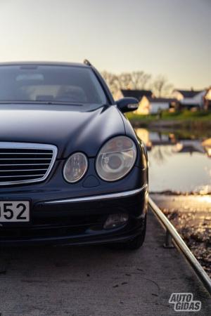 Pelēks Mercedes-Benz E 270 2004 Klaipėda, ar dzinēja tilpumu 2.70 L un nobraukumu 425 tūkst. km par 2400 €, foto 7 vietnē AUTOMOTO.COM.LV