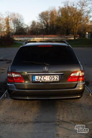 Pelēks Mercedes-Benz E 270 2004 Klaipėda, ar dzinēja tilpumu 2.70 L un nobraukumu 425 tūkst. km par 2400 €, foto 11 vietnē AUTOMOTO.COM.LV
