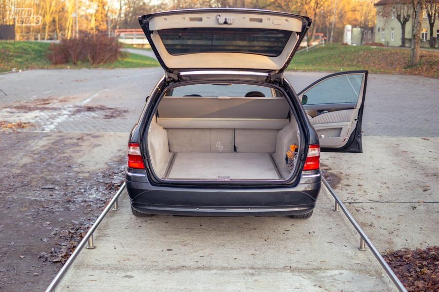 Pelēks Mercedes-Benz E 270 2004 Klaipėda, ar dzinēja tilpumu 2.70 L un nobraukumu 425 tūkst. km par 2400 €, foto 16 vietnē AUTOMOTO.COM.LV