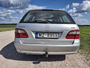 Pelēks Mercedes-Benz E 270 2004 Rīga, ar dzinēja tilpumu 2.70 L un nobraukumu 320 tūkst. km par 1550 €, foto 3 vietnē AUTOMOTO.COM.LV