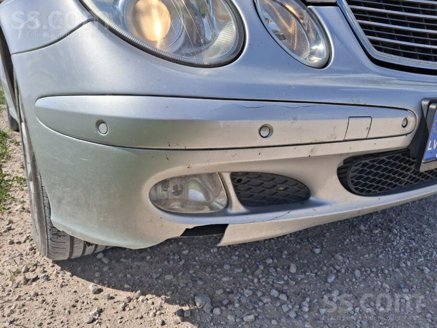 Pelēks Mercedes-Benz E 270 2004 Rīga, ar dzinēja tilpumu 2.70 L un nobraukumu 320 tūkst. km par 1550 €, foto 6 vietnē AUTOMOTO.COM.LV