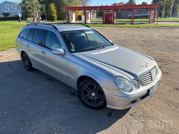 Серый Мерседес Е 270 2004 в Елгава, объемом двигателя 2.70 л и пробегом 234 тыс. км за 2890 €, фото 4 на AUTOMOTO.COM.LV