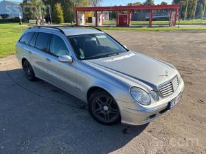 Серый Мерседес Е 270 2004 в Елгава, объемом двигателя 2.70 л и пробегом 234 тыс. км за 2890 €, фото 8 на AUTOMOTO.COM.LV
