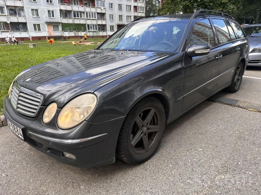 Pelēks Mercedes-Benz E 270 2005 Rīga, ar dzinēja tilpumu 2.70 L un nobraukumu 348 tūkst. km par 3200 €, foto 1 vietnē AUTOMOTO.COM.LV
