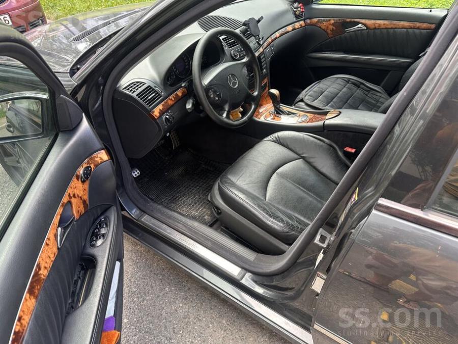 Pelēks Mercedes-Benz E 270 2005 Rīga, ar dzinēja tilpumu 2.70 L un nobraukumu 348 tūkst. km par 3200 €, foto 7 vietnē AUTOMOTO.COM.LV