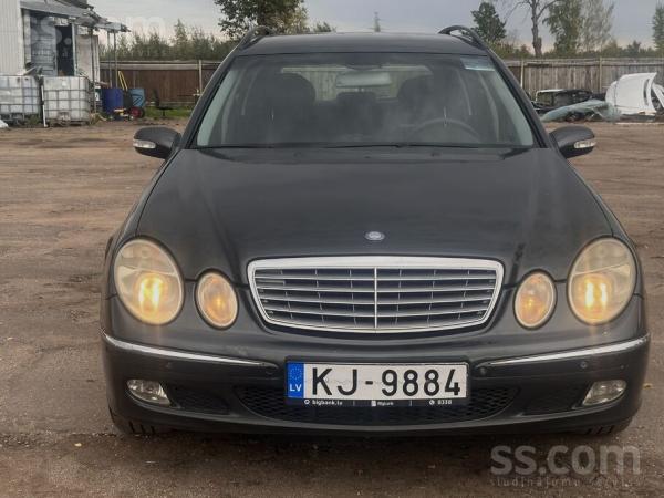 Серый Мерседес Е 270 2005 в Рига, объемом двигателя 2.70 л и пробегом 348 тыс. км за 3270 €, фото 1 на AUTOMOTO.COM.LV