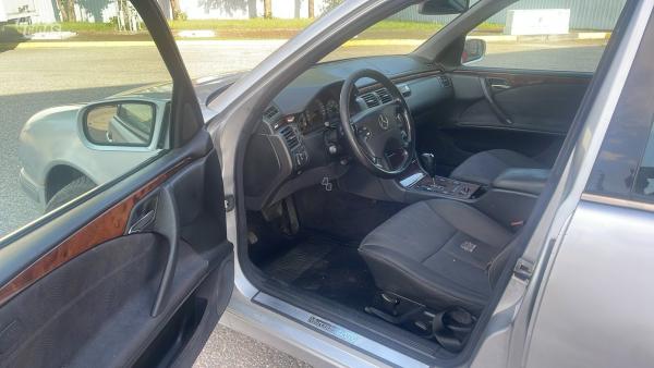Mercedes-Benz E 270 2001 Marijampole, ar dzinēja tilpumu 2.70 L un nobraukumu 300 tūkst. km par 1700 €, foto 7 vietnē AUTOMOTO.COM.LV
