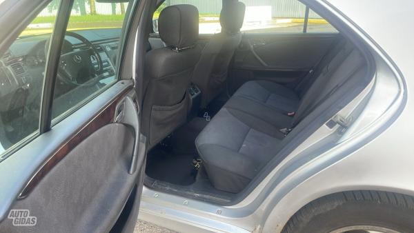 Mercedes-Benz E 270 2001 Marijampole, ar dzinēja tilpumu 2.70 L un nobraukumu 300 tūkst. km par 1700 €, foto 8 vietnē AUTOMOTO.COM.LV