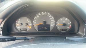 Mercedes-Benz E 270 2001 Marijampole, ar dzinēja tilpumu 2.70 L un nobraukumu 300 tūkst. km par 1700 €, foto 13 vietnē AUTOMOTO.COM.LV