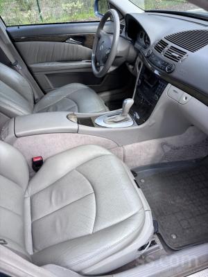 Mercedes-Benz E 270 2002 Daugavpils, ar dzinēja tilpumu 2.70 L un nobraukumu 543 tūkst. km par 2200 €, foto 12 vietnē AUTOMOTO.COM.LV