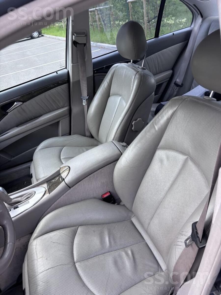 Mercedes-Benz E 270 2002 Daugavpils, ar dzinēja tilpumu 2.70 L un nobraukumu 543 tūkst. km par 2200 €, foto 14 vietnē AUTOMOTO.COM.LV