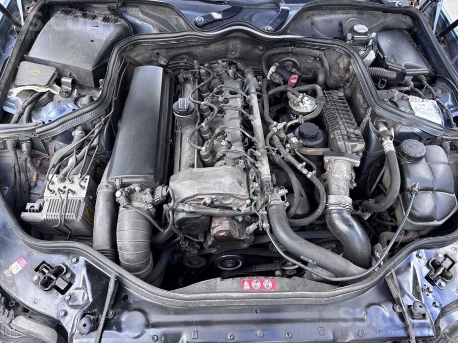 Mercedes-Benz E 270 2002 Daugavpils, ar dzinēja tilpumu 2.70 L un nobraukumu 543 tūkst. km par 2200 €, foto 16 vietnē AUTOMOTO.COM.LV