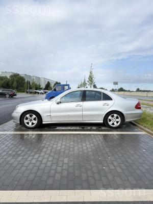 Мерседес Е 270 2002 в Елгава, объемом двигателя 2.70 л и пробегом 320 тыс. км за 4100 €, фото 4 на AUTOMOTO.COM.LV