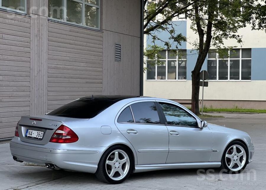 Mercedes-Benz E 270 2003 in Jelgava, with an engine capacity of 2.70 L and mileage of 284 thousand km for 4750 €, photo 10 on AUTOMOTO.COM.LV